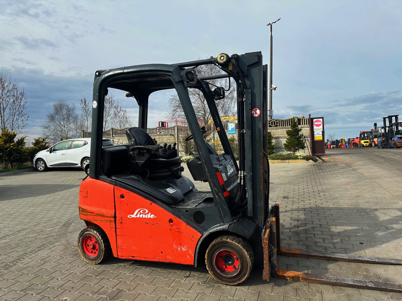 wózek widłowy LPG LINDE H18 – Z.H.U. SZYMEX Działoszyn woj. Łódzkie ...