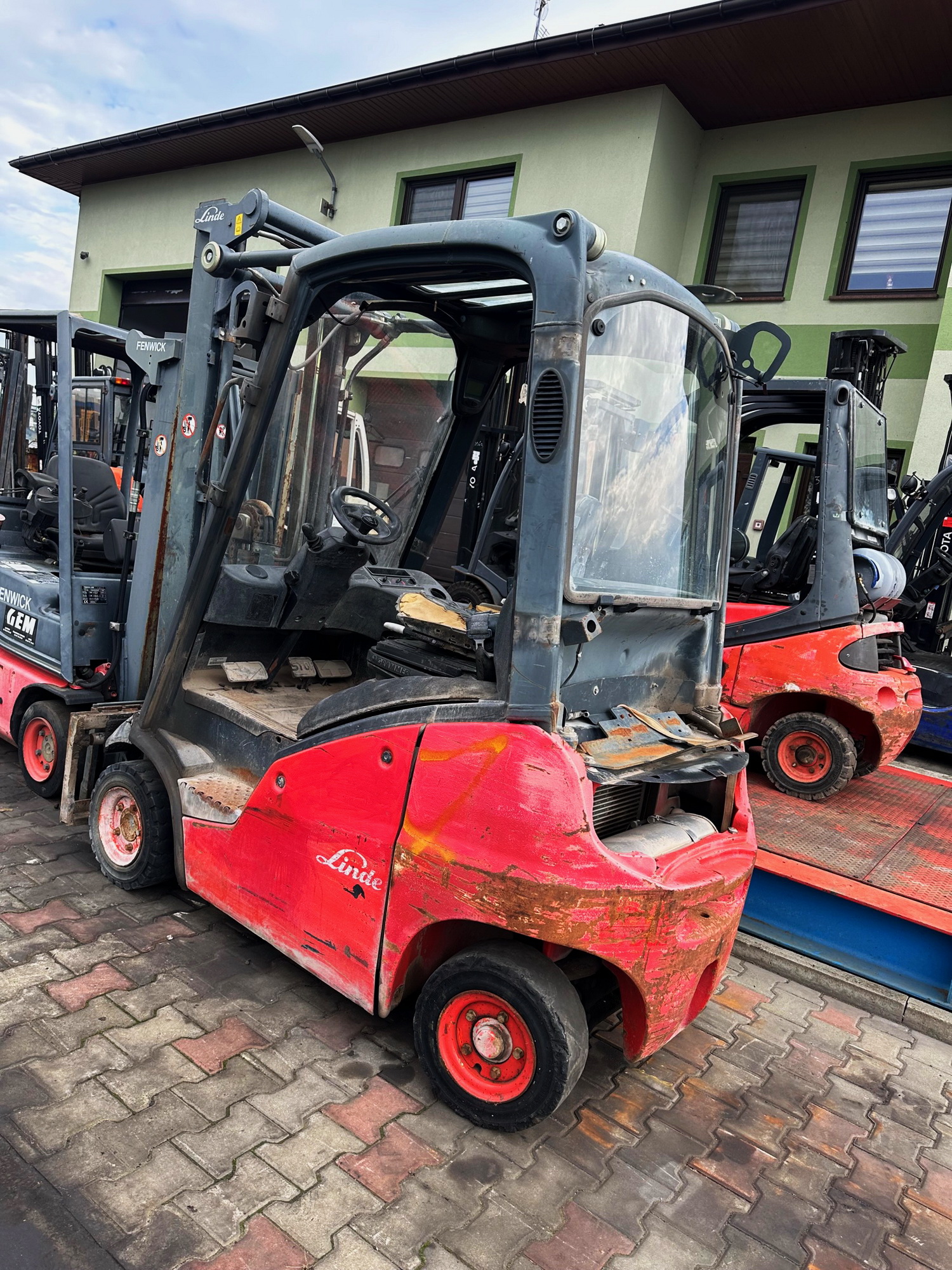 części wózek widłowy LINDE H16 H18 seria 391 – Z.H.U. SZYMEX Działoszyn woj. Łódzkie – Używane ...